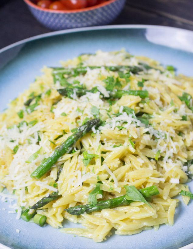 Pasta Orzo con Espárragos – ENSALPICADAS