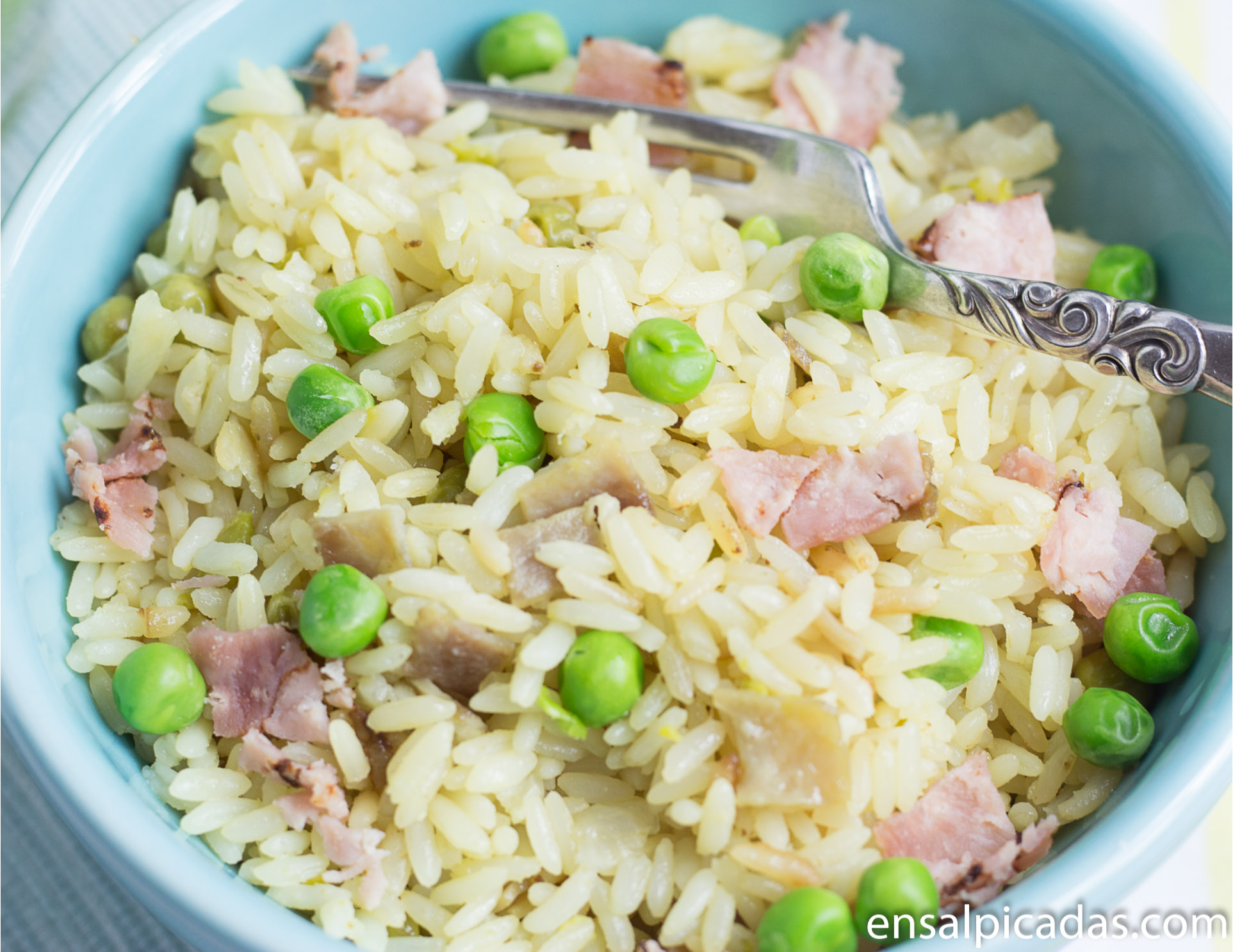 Arroz con Mantequilla Jamón Petit Pois y Cebolla – ENSALPICADAS