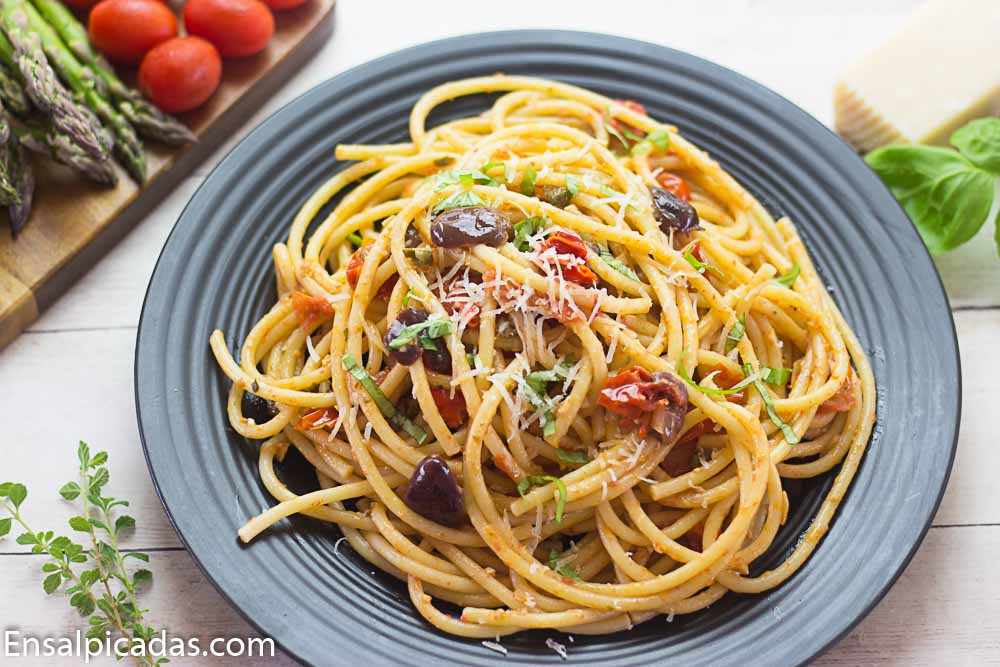 Pasta Linguini (linguine) con Almejas estilo “vongole” – ENSALPICADAS
